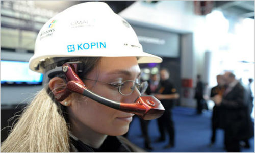 Motorola Golden-i | CES 2012 | Wearable Computer | Windows | Nuance ...