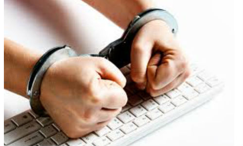 Anonymous Hacker Group Arrest | Internet | Latest News - Gizbot News