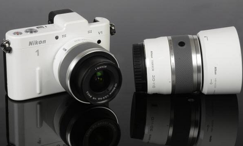 Nikon V1 DSLR | Review | Digital Camera | Review | Price | Photographers - Gizbot News