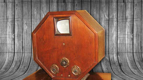 The Evolution of Television from first tv to smart tv- Hindi Gizbot