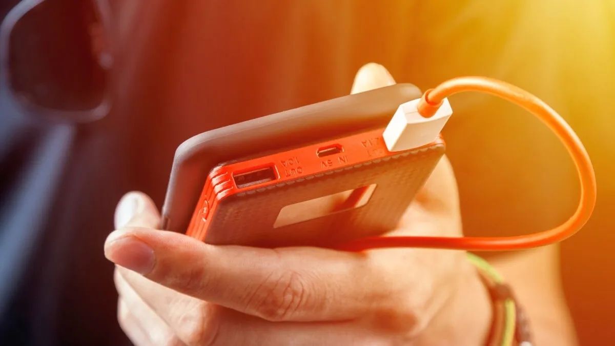 is your powerbank safe common mistakes to avoid explosion fire risk ...