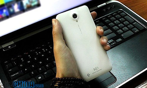Neo N003 First Look Pictures Leaks: Cheapest Quad Core 5 Inch HD Phone ...