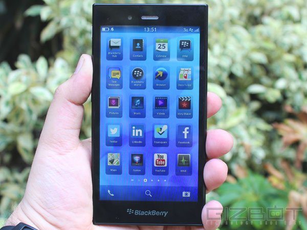 BlackBerry Z3 Review: A Smartphone That Essentially Stick to its Roots ...