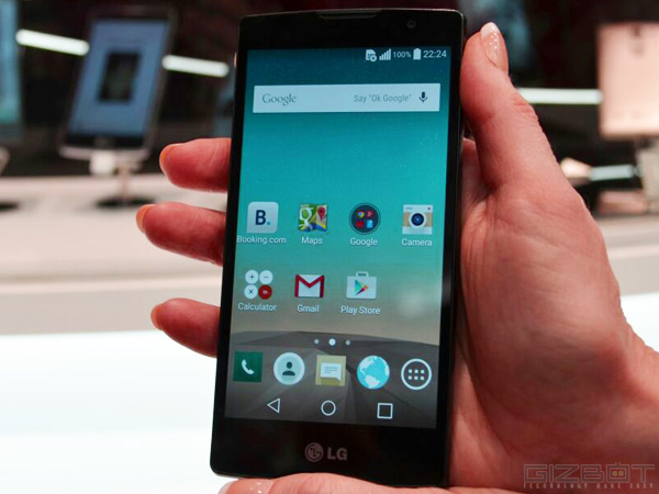 LG Magna First Look: Superb Design, But Specs Fall Short - Gizbot News