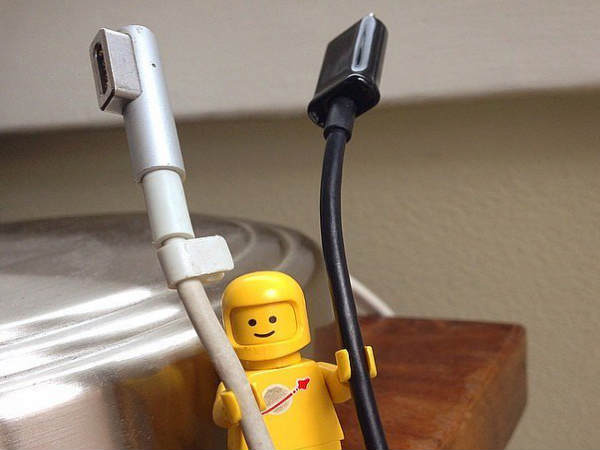 DIY: 8 Hacks to Protect and Fix your Cords in Your Home - Gizbot News