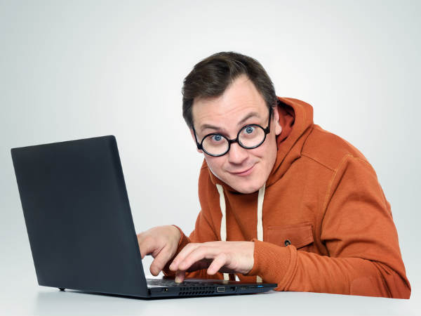 7 Signs Of Having Digital Amnesia Due To Excessive Addiction Towards ...