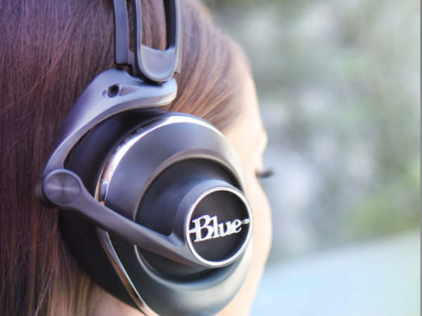 13 Weird-looking Headphones You'll Love to Wear! - Gizbot News