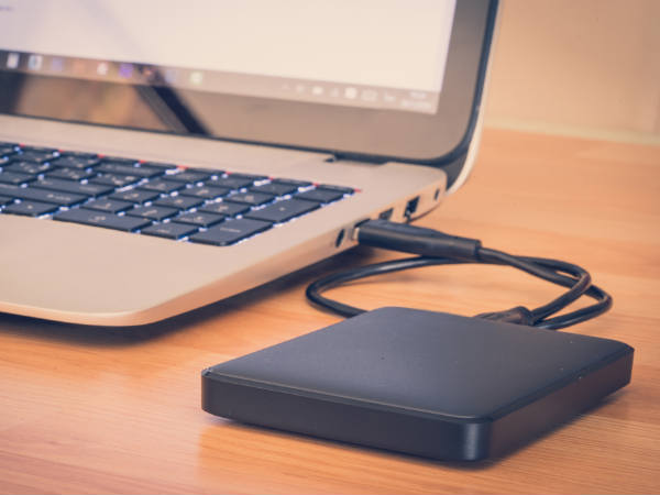 7 easy ways to backup and protect all your data - Gizbot News