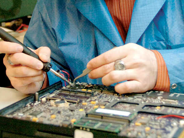 Lenovo announces advanced PC manufacturing process - Gizbot News