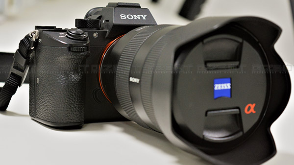 Sony Full-frame α7R III Mirrorless Camera Review: Phenomenal image and ...