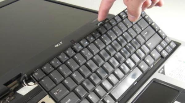 5 ways to fix a stubborn laptop keyboard - Gizbot News