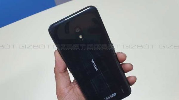 Nokia 2.2 Android One Smartphone First Impressions - Gizbot Reviews