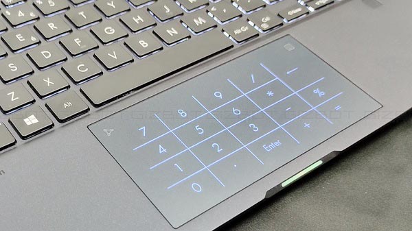 Asus ExpertBook B9450 Hands-On: Most Compact And Lightweight 14 ...