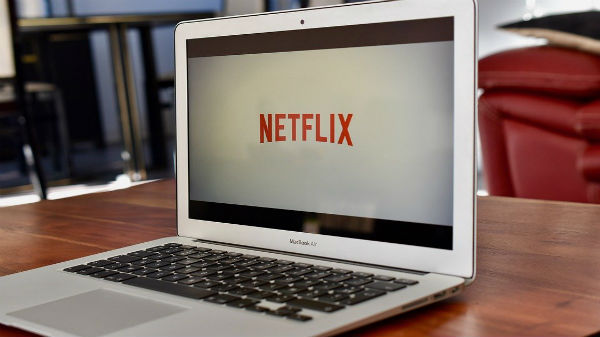 What is Netflix Party? How To Use It and Watch Movies With Your Friends ...