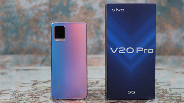 Vivo V20 Pro Quick Review: Pros, Cons, And The X-Factor - Gizbot Reviews