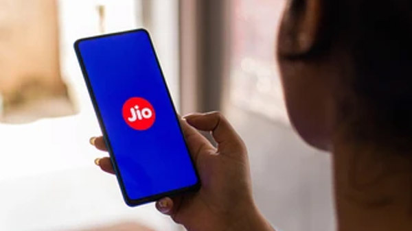 Reliance Jio Could Attract 15-20 Million MSME Customers; How Will They ...