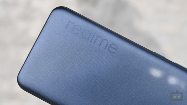 Realme C25 Review: Heavy Duty Smartphone - Gizbot Reviews