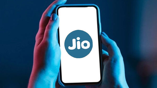 Reliance Jio Offering Data Without FUP Limit; Plans To Increase ...