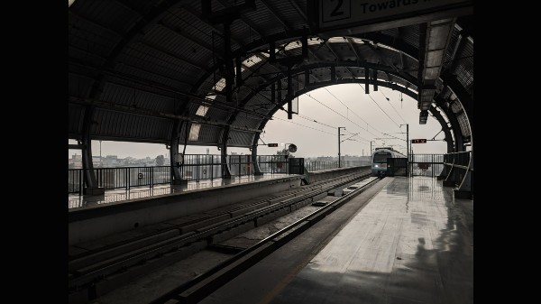 Delhi Metro Yellow Line Gets Free High-Speed Wi-Fi: How To Access It ...