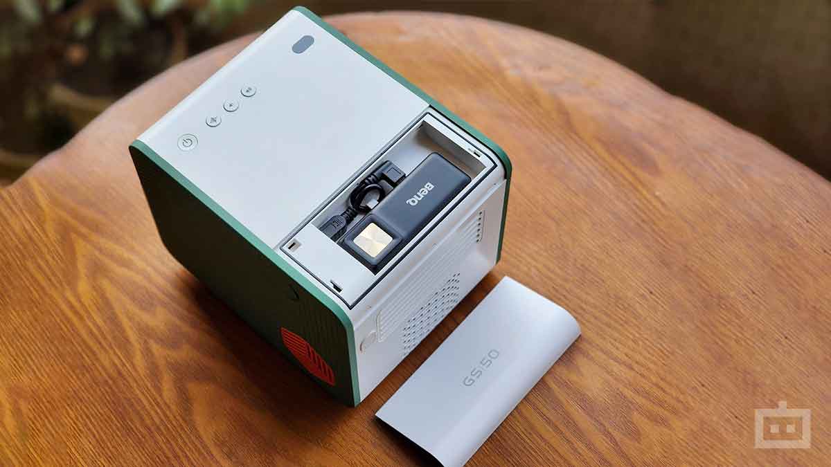 BenQ GS50 Projector Review: Best Portable Projector For Home And ...