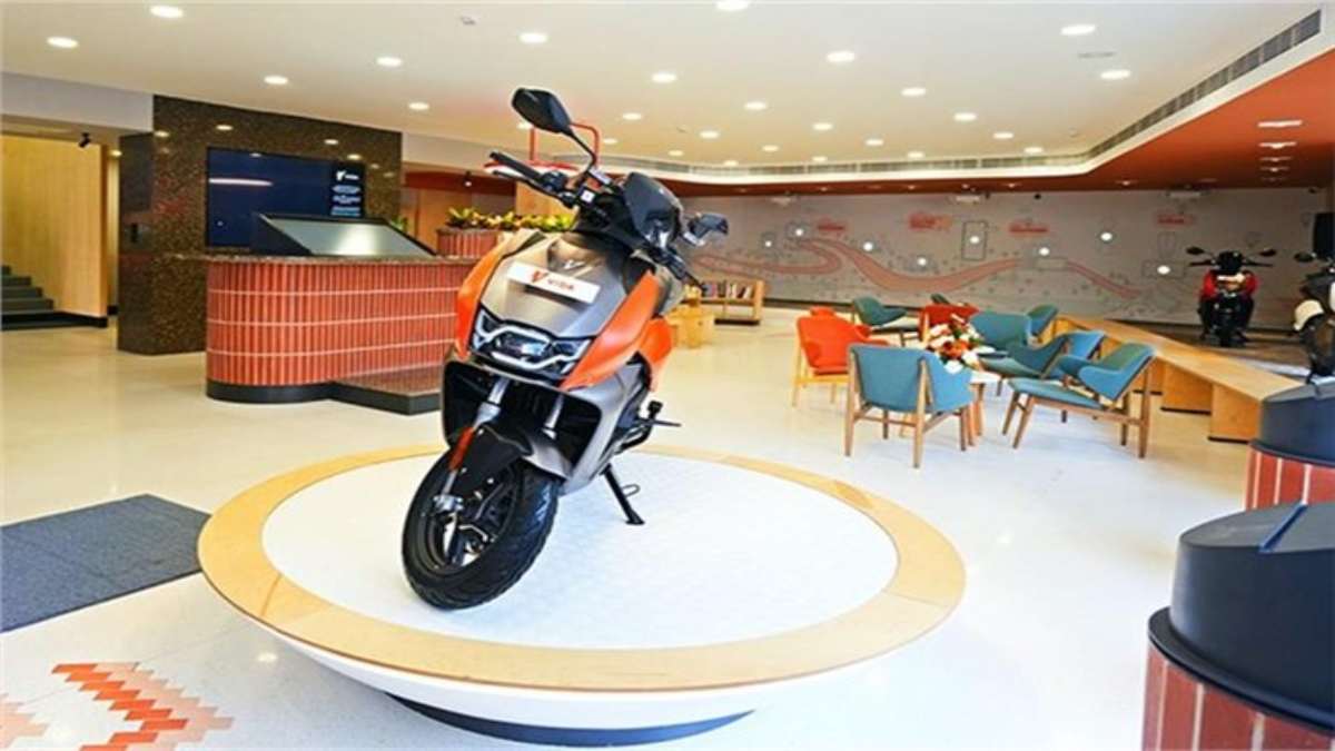 Hero MotoCorp Opens Vida Showroom In Bengaluru: Vida V1 EV Scooter ...