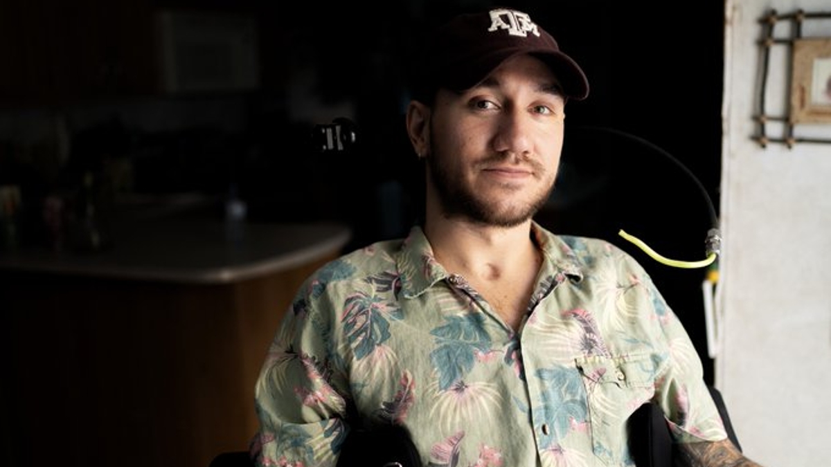 Here’s How The First Man With Elon Musk’s Neuralink Implant Is Using ...