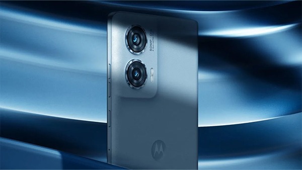 Motorola is rolling out Android 15 Beta to Some of its Edge 50 Devices ...