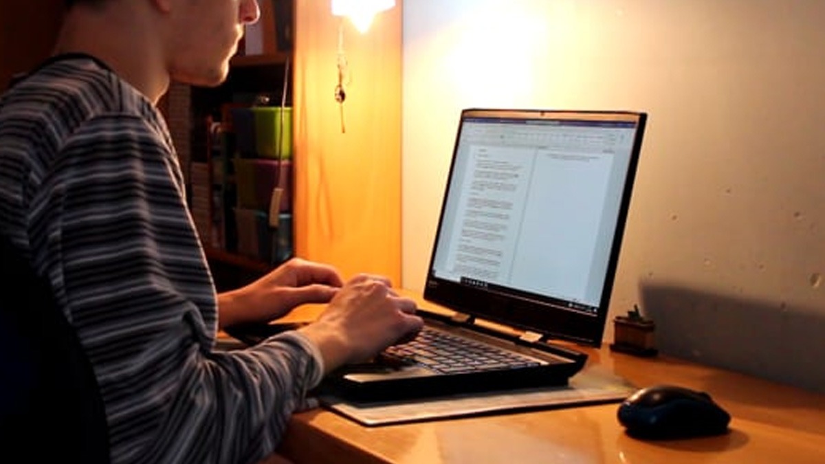 How to Create the Perfect Remote Work Setup in India - Gizbot News