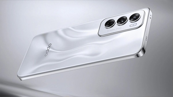 Oppo Reno 13 Indian Variant Leaked in a New Blue Colour; Expected ...