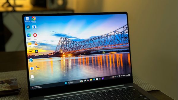 Samsung Galaxy Book5 Pro Review: The Windows Ultrabook That Finally ...