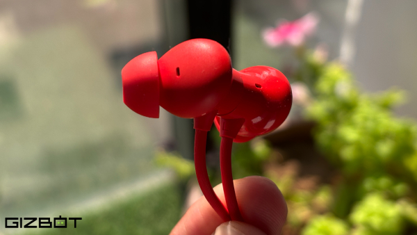 OnePlus Bullets Wireless Z3 Review: The ₹1,699 Neckband That Gets the ...