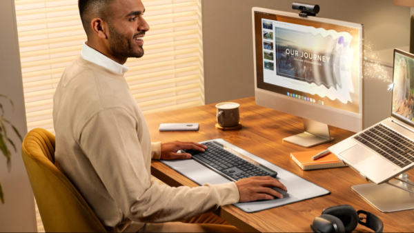 Logitech Just Launched a Solar-Powered Wireless Keyboard That Doesn't ...