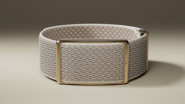 Polar Loop Screenless Fitness Tracker Launched in India: No ...