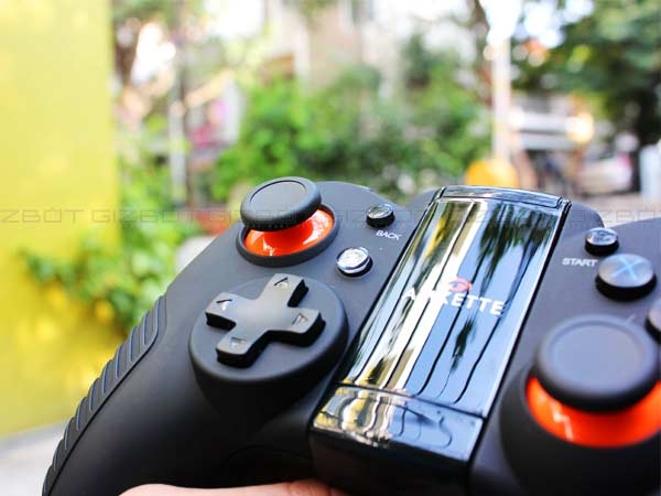 In Pics: Amkette Evo Gamepad Pro Review - Gizbot