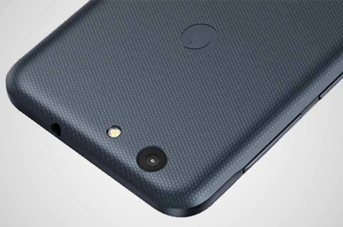 In Pics: Vodafone Smart E8 - Gizbot