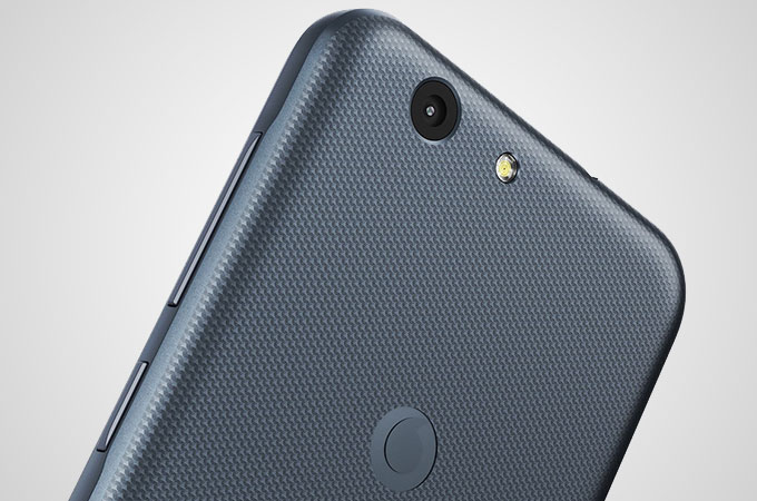 In Pics: Vodafone Smart E8 - Gizbot