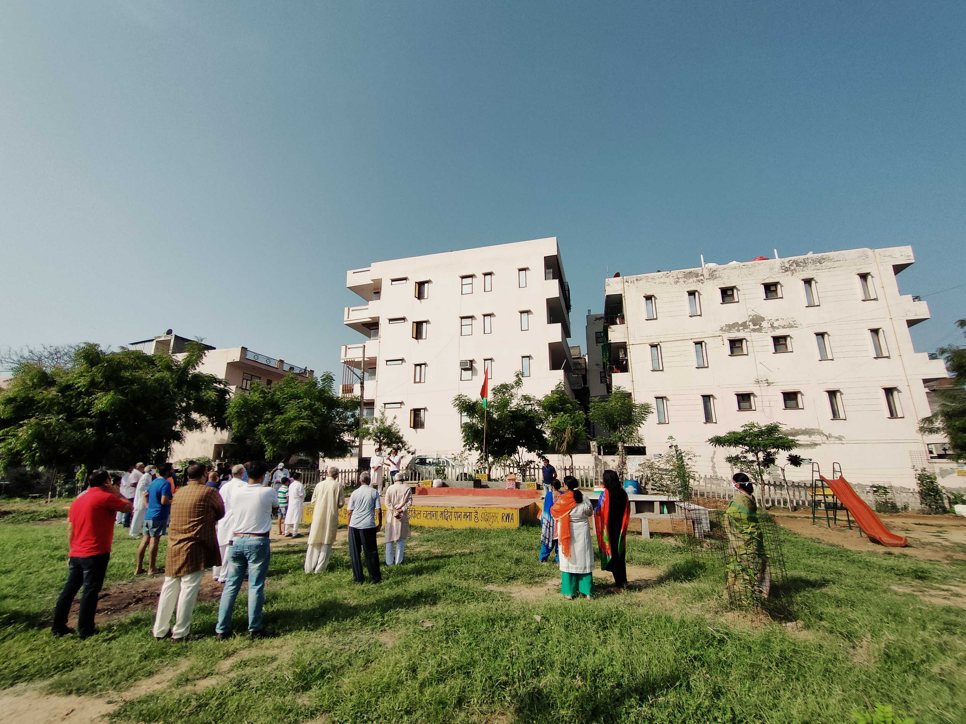 In Pics: Realme GT ME Camera Samples - Gizbot