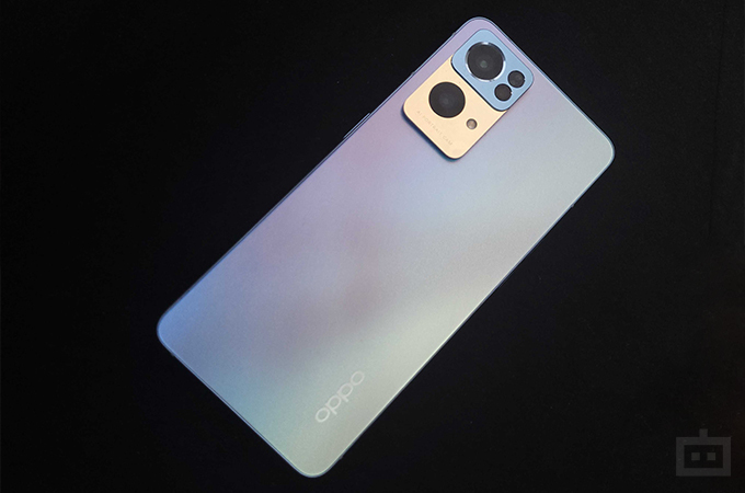 In Pics: Oppo Reno 7 Pro 5G First Impressions - Gizbot