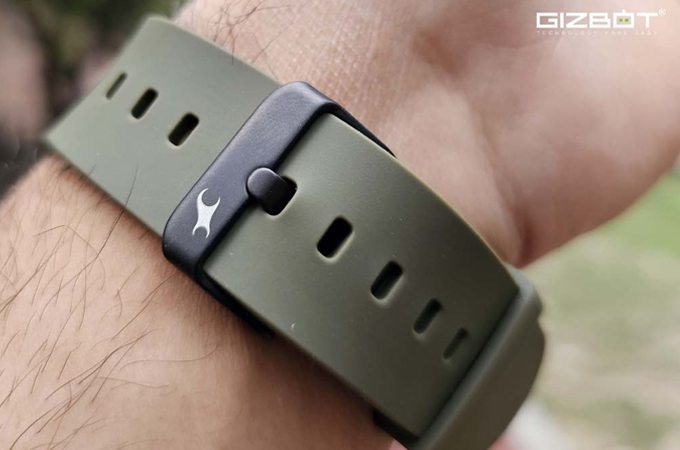 In Pics: Fastrack Revoltt FS1 - Gizbot