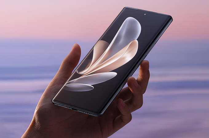 In Pics: Vivo V29 Pro - Gizbot