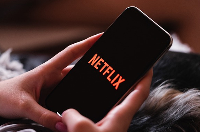 In Pics: These Prepaid Plans from Jio and Airtel Offer Free Netflix ...