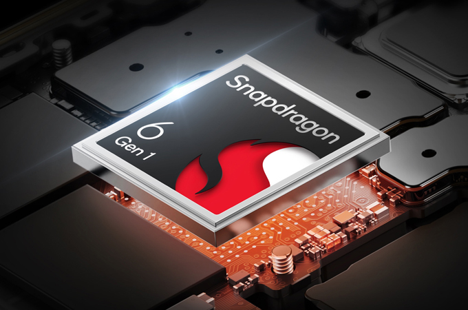 In Pics: Realme P1 Pro Parrot Blue Variant First Sale Set for May 9 in ...