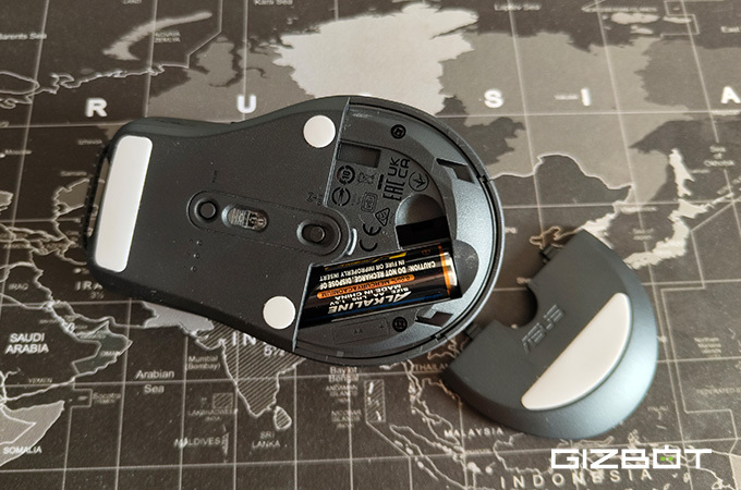 In Pics: ASUS SmartO Mouse MD200 First Look - Gizbot