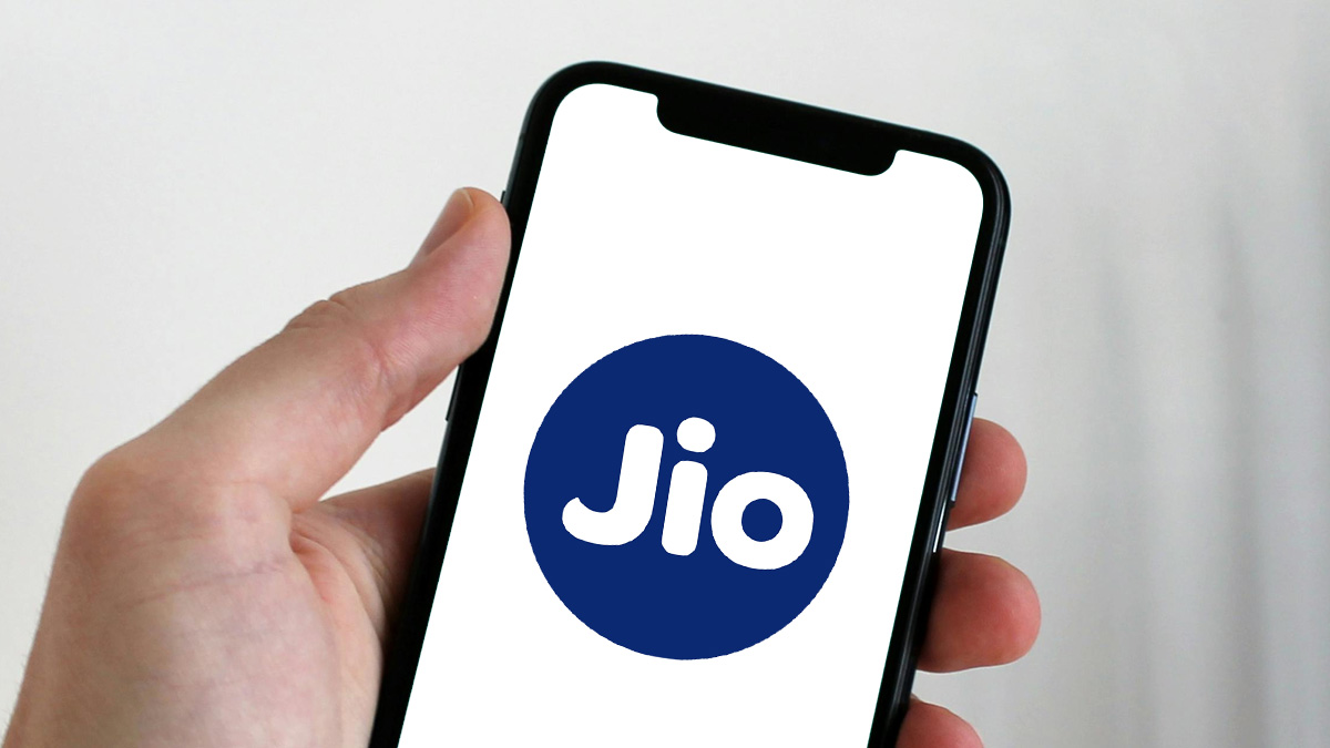 In Pics: Five Jio Prepaid Plans That Offer 2GB Daily Data - Gizbot