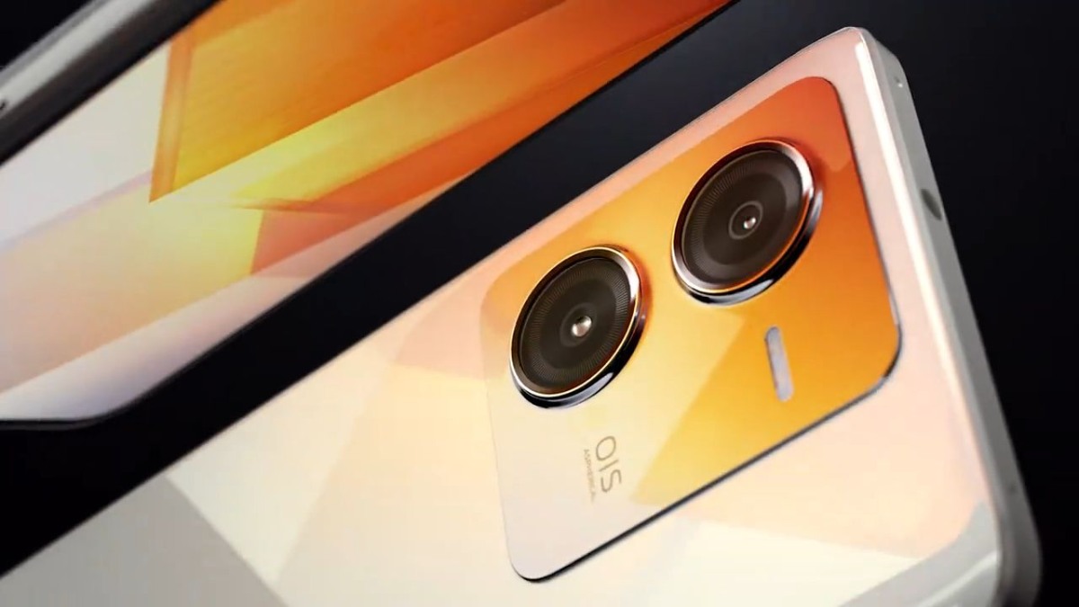 படம் காட்டும் பட்ஜெட்.. மாஸ் காட்டும் டிசைன்.. 12GB ரேம்.. 120W சார்ஜிங்.. 5000mAh பேட்டரி ...