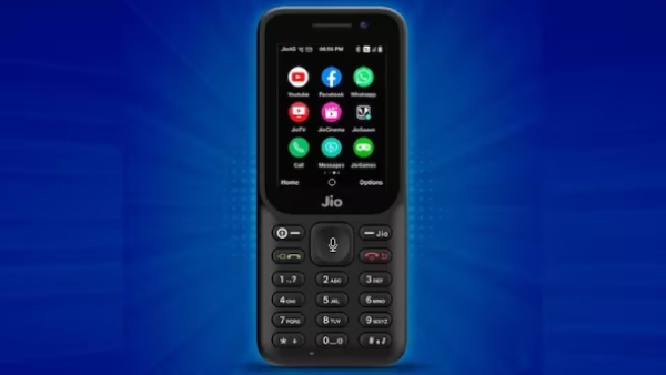 அம்பானிக்கு கும்பிடு.. வெறும் ரூ.895 போதும்.. 336 நாட்கள் வேலிடிட்டி.. 2GB டேட்டா.. அன்லிமிடெட் ...