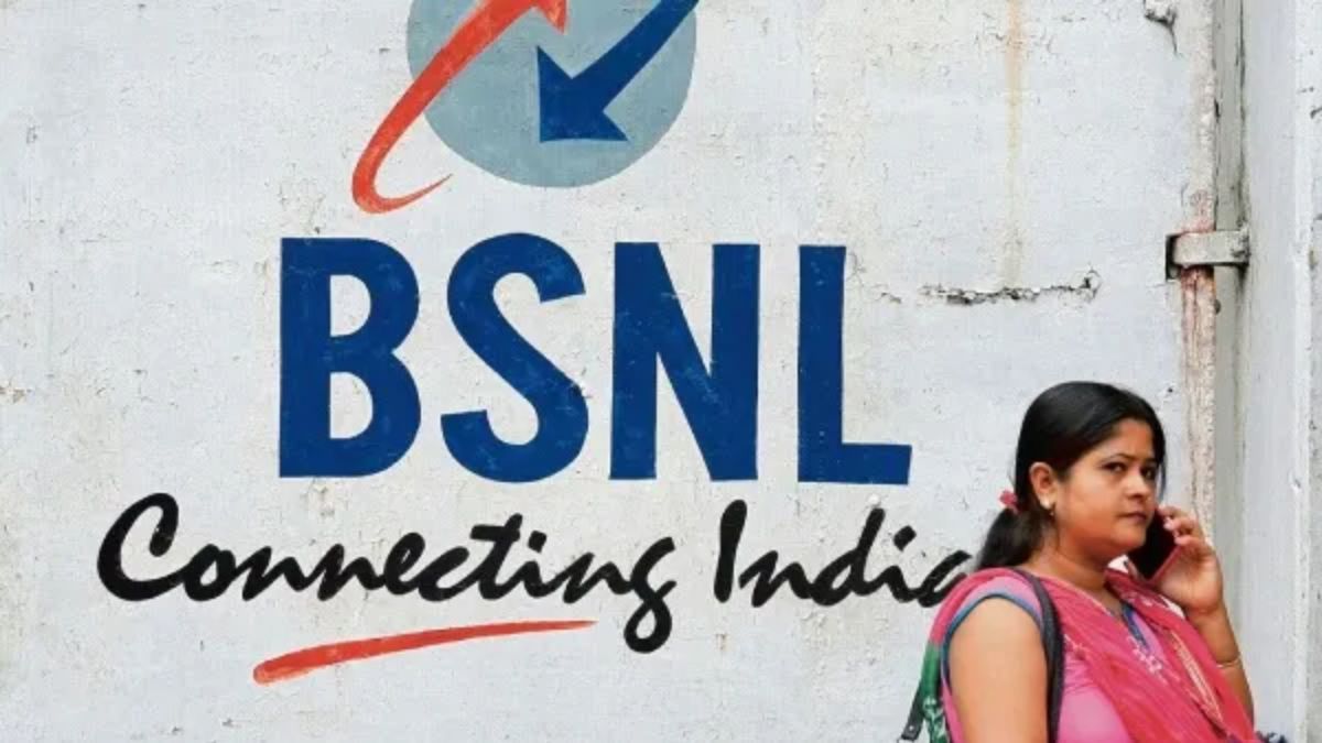 BSNL-க்கு கும்பிடு.. ரூ.797 போதும்.. 300 நாட்கள் வேலிடிட்டி.. அன்லிமிடெட் வாய்ஸ் கால்கள்.. 2 ...